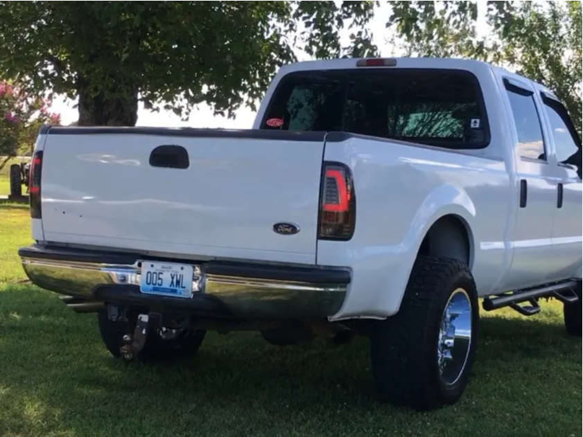 2000 Ford F-250 Super Duty with 20x12 -44 Hostile Fury and 35/12.5R20 ...