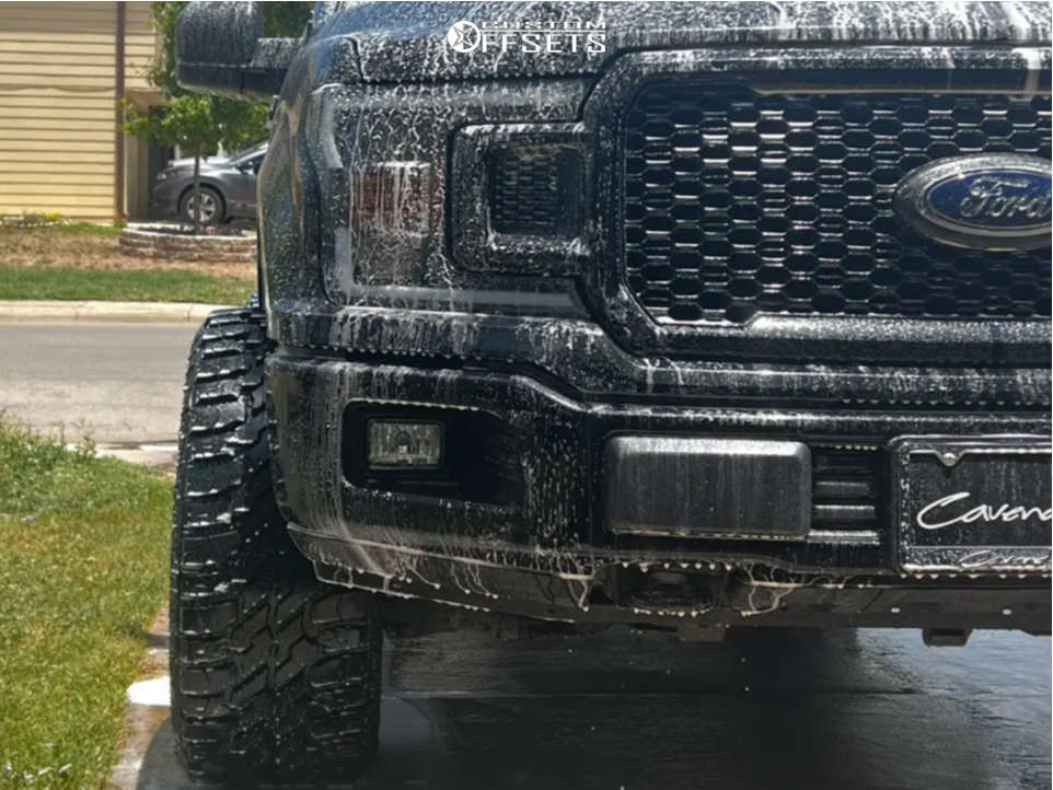 2018 Ford F-150 with 20x12 -44 Forgiato Flow Terra 003 and 33/12.5R20 ...