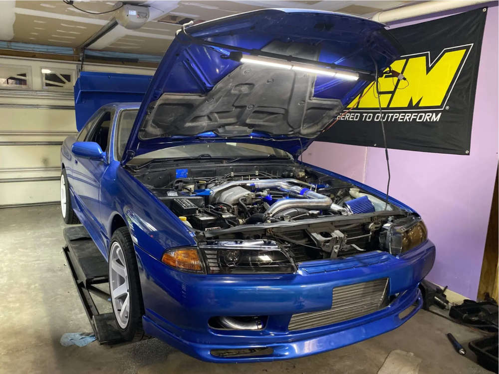 1992 Nissan Skyline with 17x9.25 32 JNC Jnc014 and 225/45R17 BFGoodrich G-force Sport Comp-2 and ...