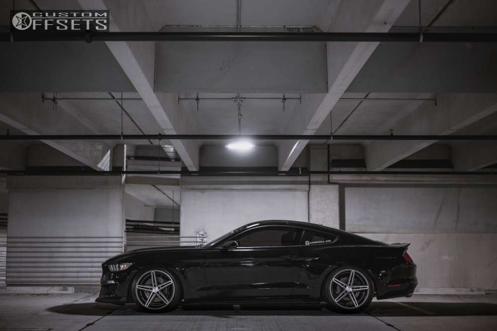 2016 Ford Mustang with 20x10.5 20 Vossen Cv5 and 295/35R20 Michelin ...