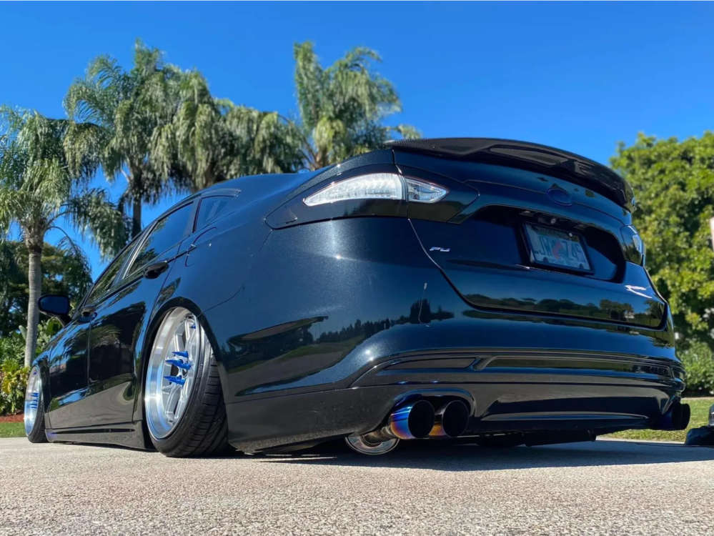 2015 Ford Fusion with 18x9.5 35 ESR Cs2 and 225/40R18 Kumho Ecsta 4x Ii ...