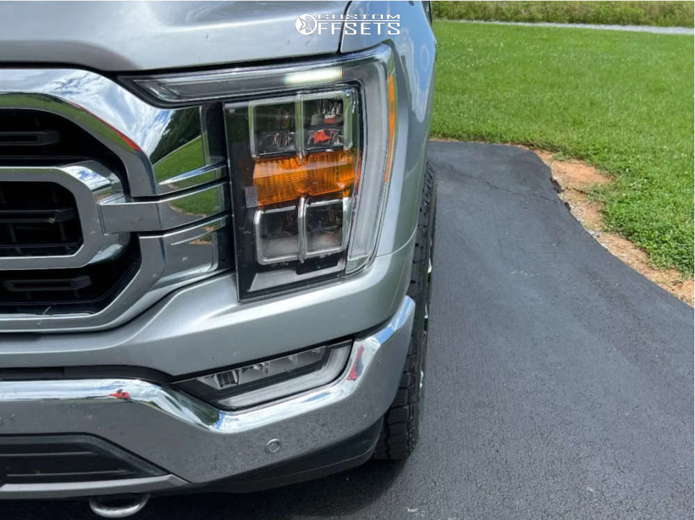 2021 Ford F-150 with 20x9 19 Fuel Assault and 275/60R20 Cooper ...