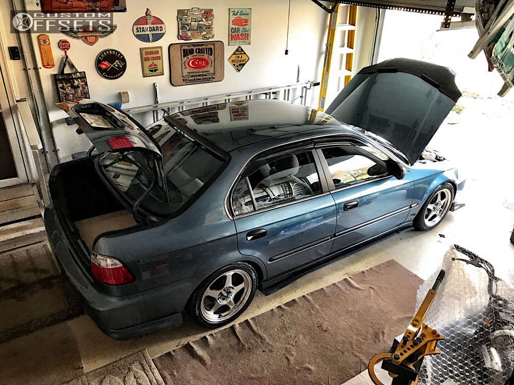 1996 Honda Civic with 16x7 40 Rota Slipstreams and 205/45R16 Yokohama S ...
