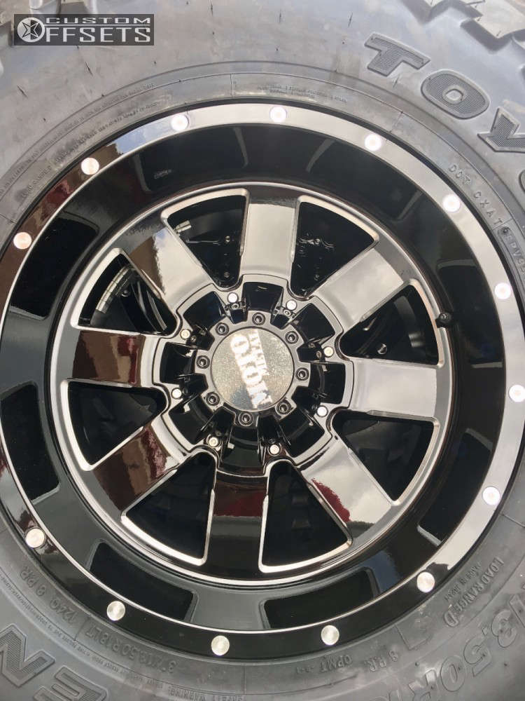 2015 Jeep Wrangler with 18x10 -24 Moto Metal MO962 and 37/13.5R18 Toyo ...