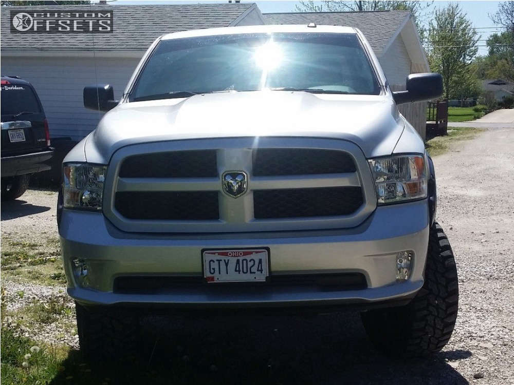2016 Ram 1500 with 20x12 -44 Fuel Maverick and 35/12.5R20 Mastercraft ...