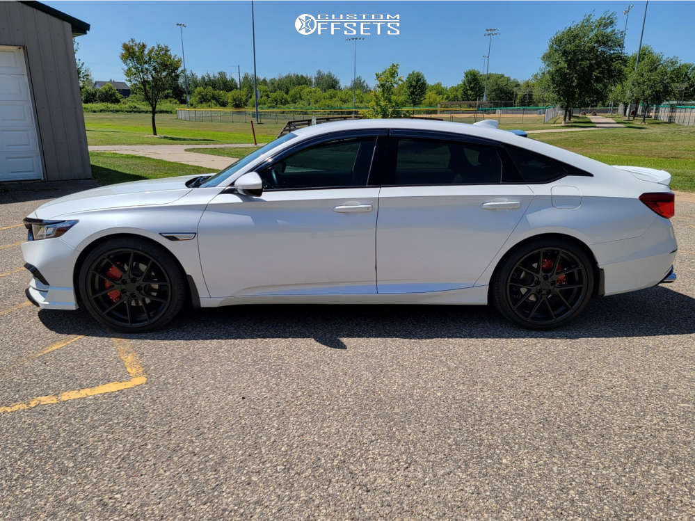 2018 Honda Accord with 20x9 32 Aodhan Aff3 and 245/35R20 Toyo Tires ...