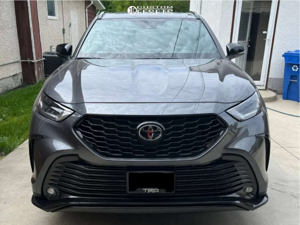 2021 Toyota Highlander with 22x10 35 Niche Mazzanti and 275/40R22 ...