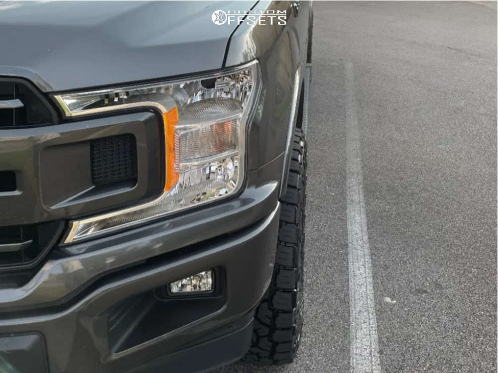 2019 Ford F-150 with 18x9 18 Vision Rocker and 33/12.5R18 Toyo Tires ...