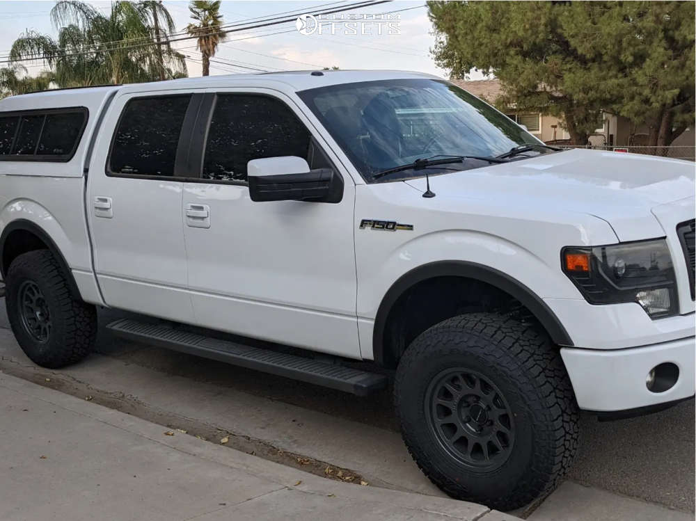 2014 Ford F-150 with 17x8.5 0 Method MR703 and 285/70R17 Falken ...