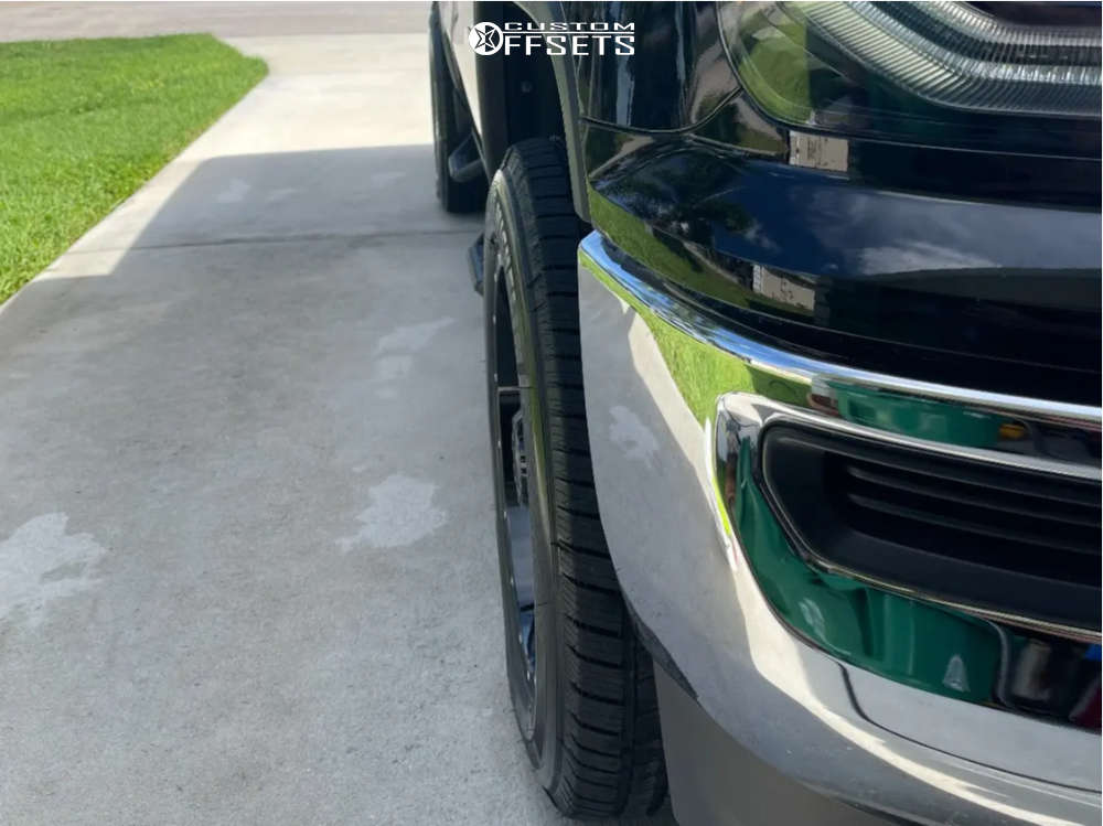 2016 GMC Sierra 1500 with 20x9 Moto Metal MO962 and 265/60R20 Michelin ...