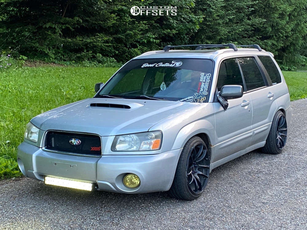 2005 Subaru Forester with 18x9.5 35 Vors Tr4 and 215/40R18 Federal ...