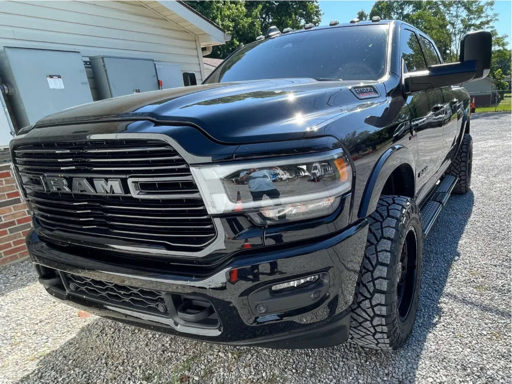 2019 Ram 2500 with 20x10 -19 TIS 560B and 35/12.5R20 Nitto Ridge ...