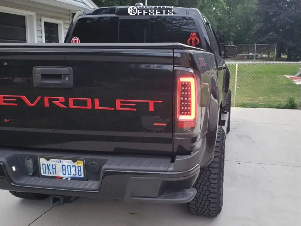 2019 Chevrolet Colorado with 18x9 1 Fuel Rebel and 275/65R18 Goodyear ...