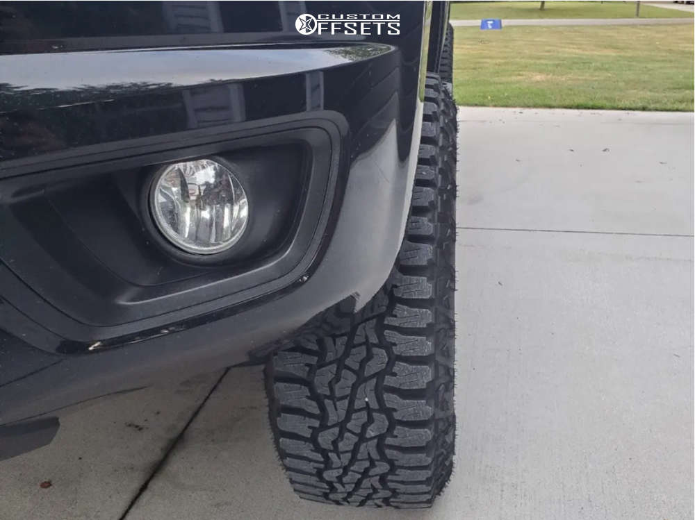 2019 Chevrolet Colorado with 18x9 1 Fuel Rebel and 275/65R18 Goodyear ...