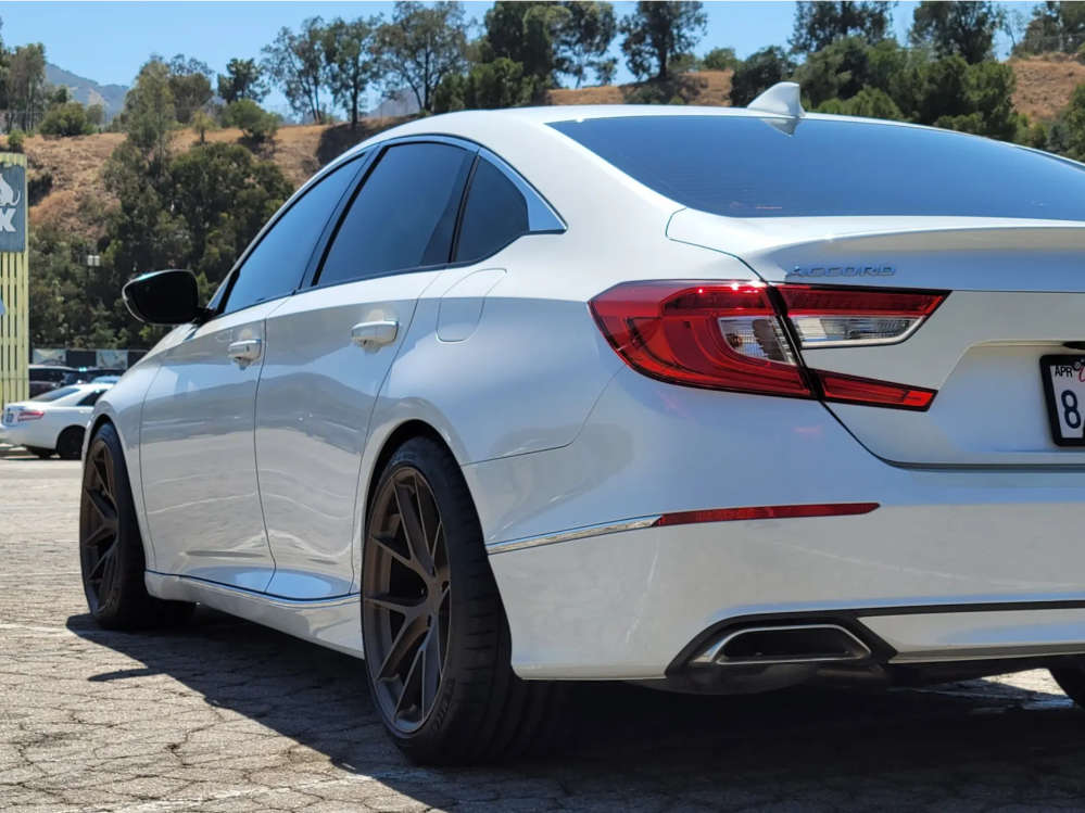 2019 Honda Accord with 19x9.5 35 Aodhan Aff7 and 255/35R19 Michelin ...