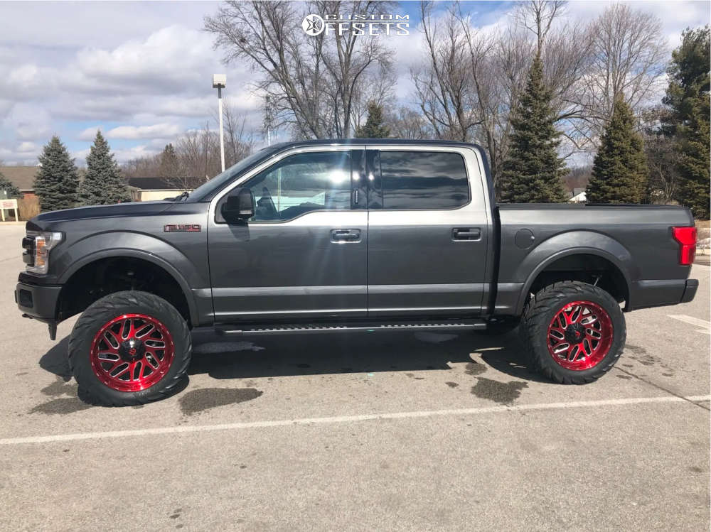 2018 Ford F-150 with 22x10 -19 Fuel Triton and 35/12.5R22 Federal ...