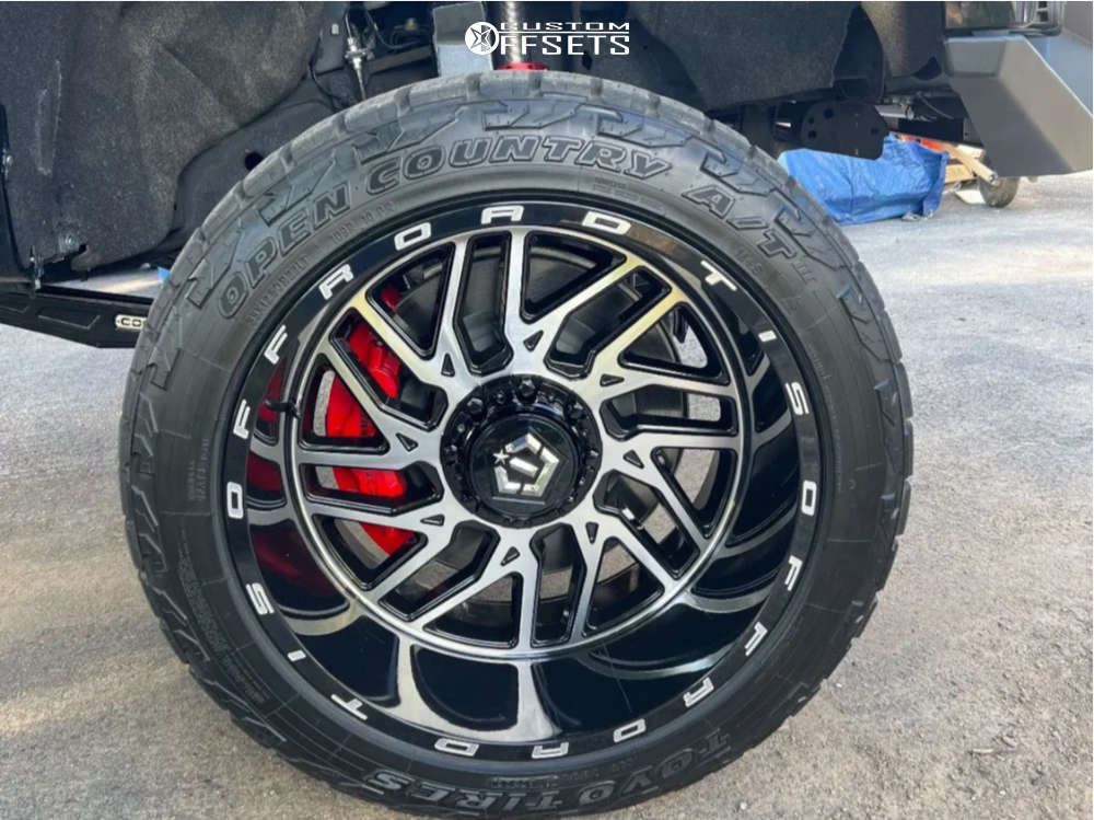 2021 Chevrolet Silverado 1500 with 22x14 -76 TIS 544MB and 33/12.5R22 Toyo Tires Open Country A ...