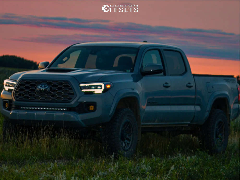 2021 Toyota Tacoma with 17x8 0 Fast HD Menace and 265/70R17 Goodyear ...