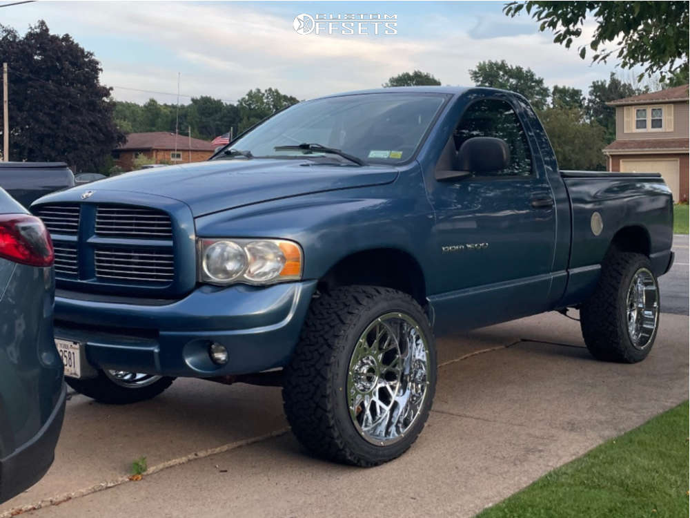 2003 Dodge Ram 1500 with 22x12 -51 Vision Rocker and 33/12.5R22 Venom ...