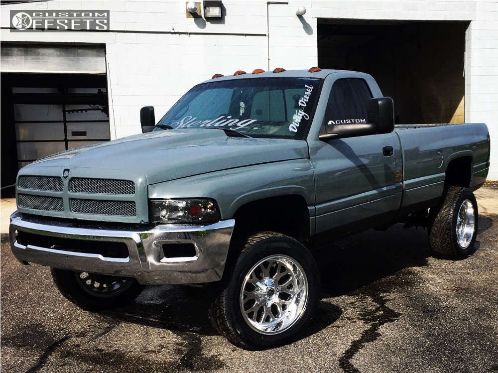 2000 Dodge Ram 2500 with 20x10 -18 Fuel Titan and 305/50R20 Toyo Tires ...