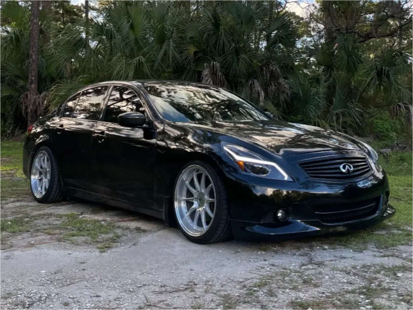 2013 INFINITI G37 with 19x9.5 22 Aodhan Ds07 and 245/35R19 Lexani Lx ...