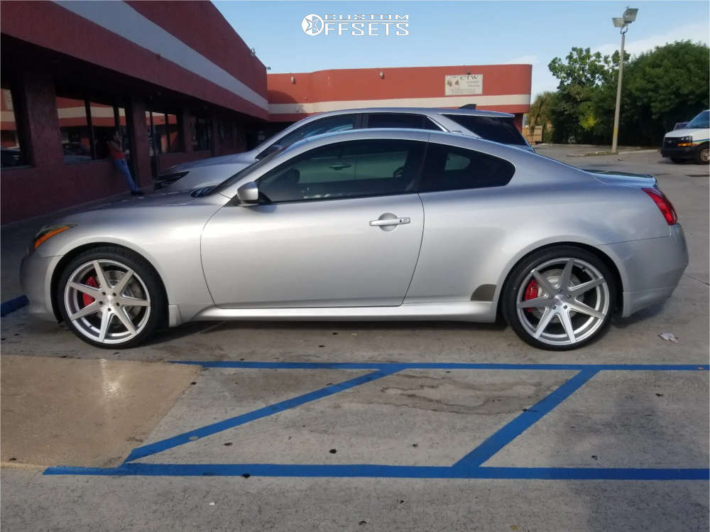 2013 INFINITI G37 with 20x9 22 Rohana RC7 and 245/35R20 Delinte D7 ...