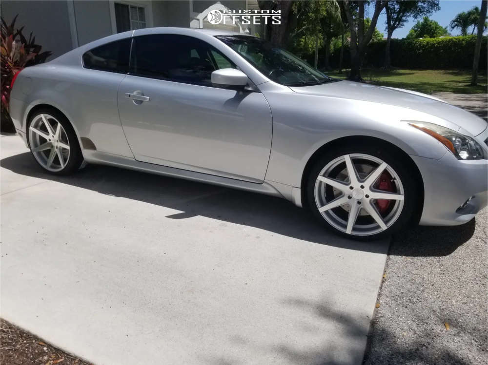 2013 INFINITI G37 with 20x9 22 Rohana RC7 and 245/35R20 Delinte D7 ...