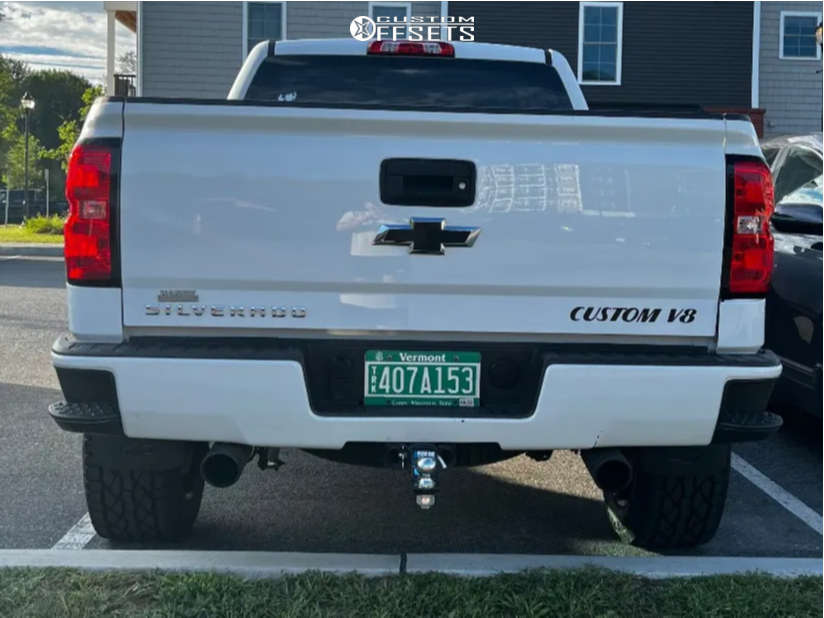 2018 Chevrolet Silverado 1500 with 20x10 -19 Hardrock Hardcore and 33/ ...