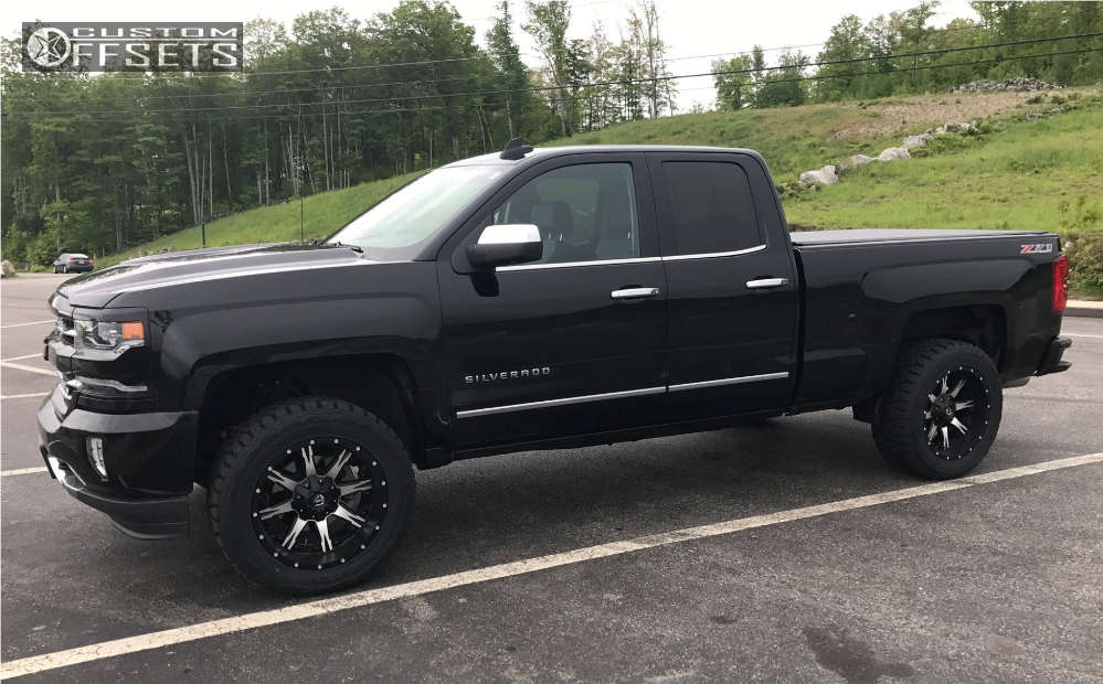 2017 Chevrolet Silverado 1500 with 20x10 -12 Fuel Nutz and 285/55R20 ...