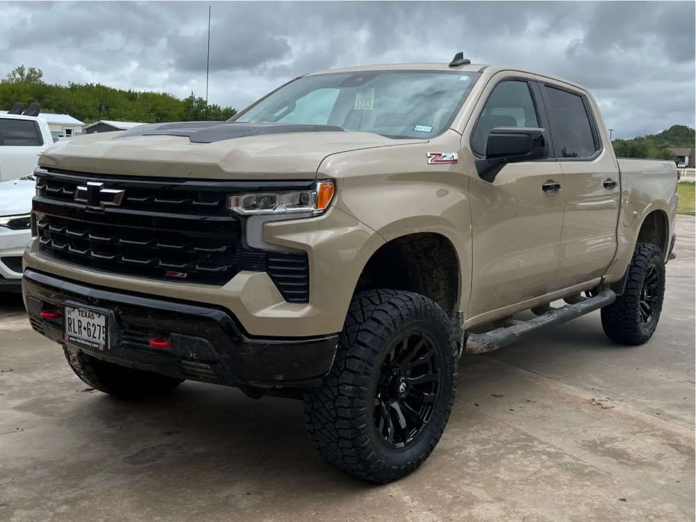 2022 Chevrolet Silverado 1500 with 20x9 1 Fuel Blitz and 35/12.5R20 ...