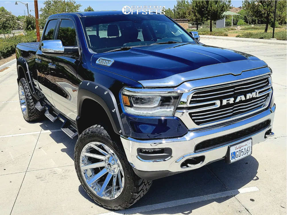 2020 Ram 1500 with 22x12 -44 Fuel Contra and 35/12.5R22 Toyo Tires Open ...