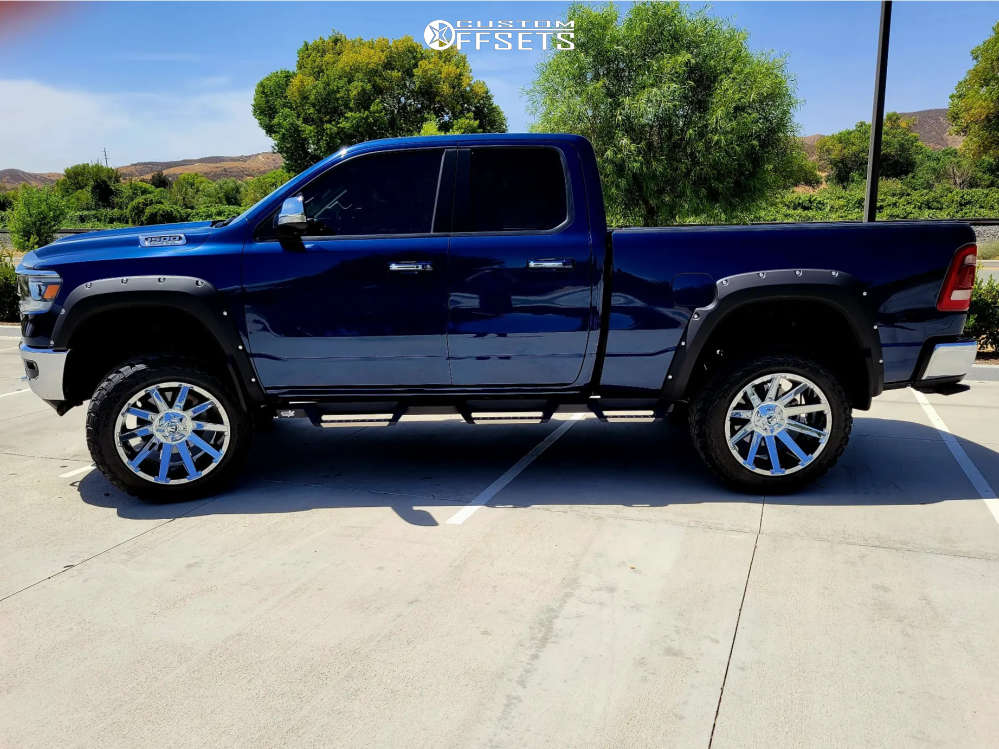 2020 Ram 1500 with 22x12 -44 Fuel Contra and 35/12.5R22 Toyo Tires Open ...