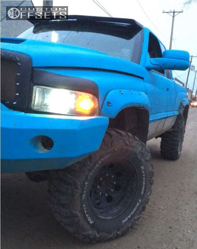 1999 Dodge Ram 2500 with 17x9 -19 Pro Comp Series 97 and 35/12.5R17 ...