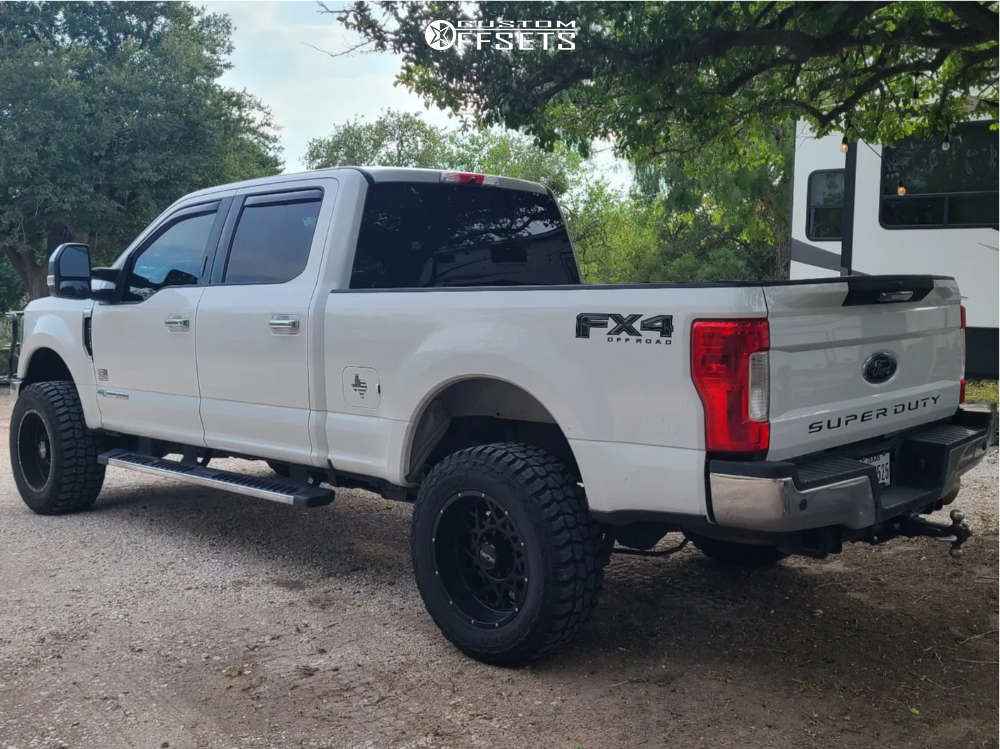 2019 Ford F-250 Super Duty with 20x10 -25 Vision Rocker and 35/12.5R20 ...