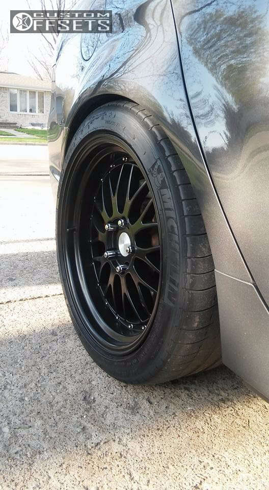 2008 Pontiac G8 with 19x9.5 35 ESR Sr05 and 275/35R19 Bridgestone ...