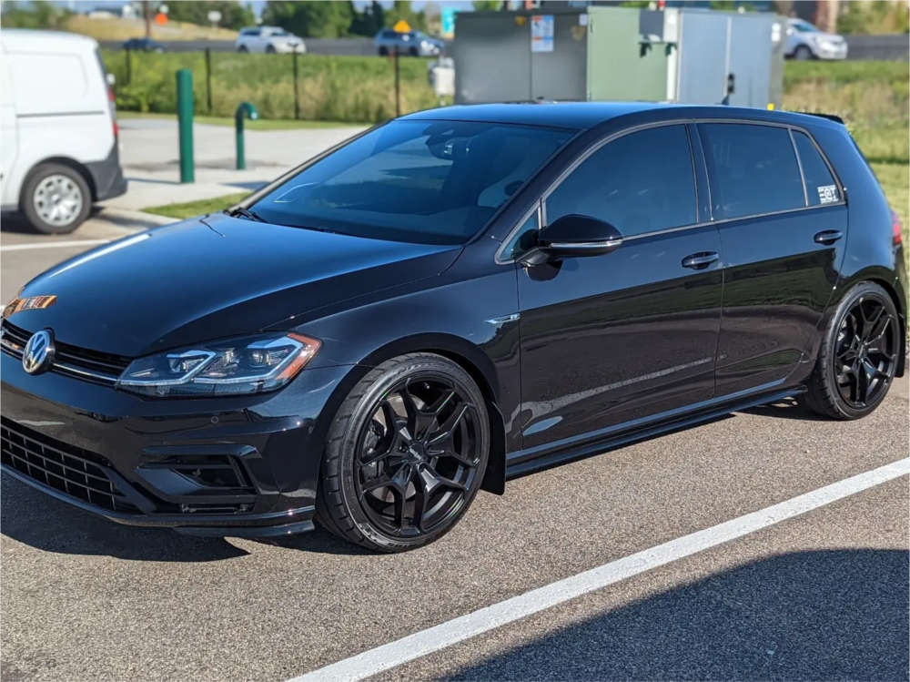 2019 Volkswagen Golf R with 19x8.5 45 Rotiform Hur and 235/35R19 Nitto ...
