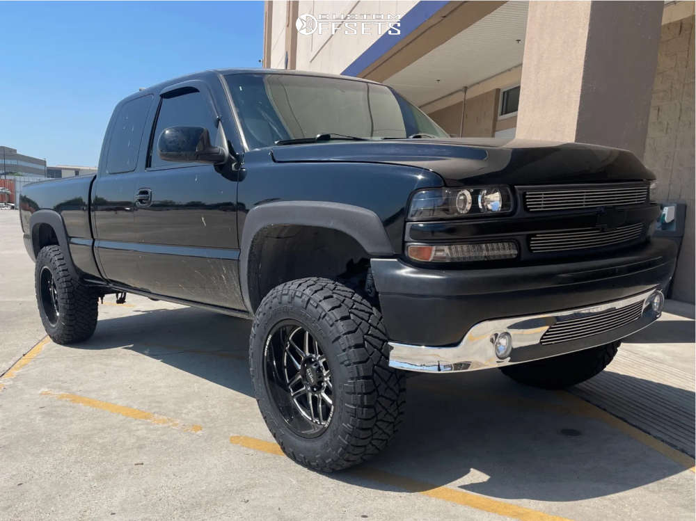 1999 Chevrolet Silverado 1500 with 20x10 -18 Moto Metal Mo992 and 295 ...