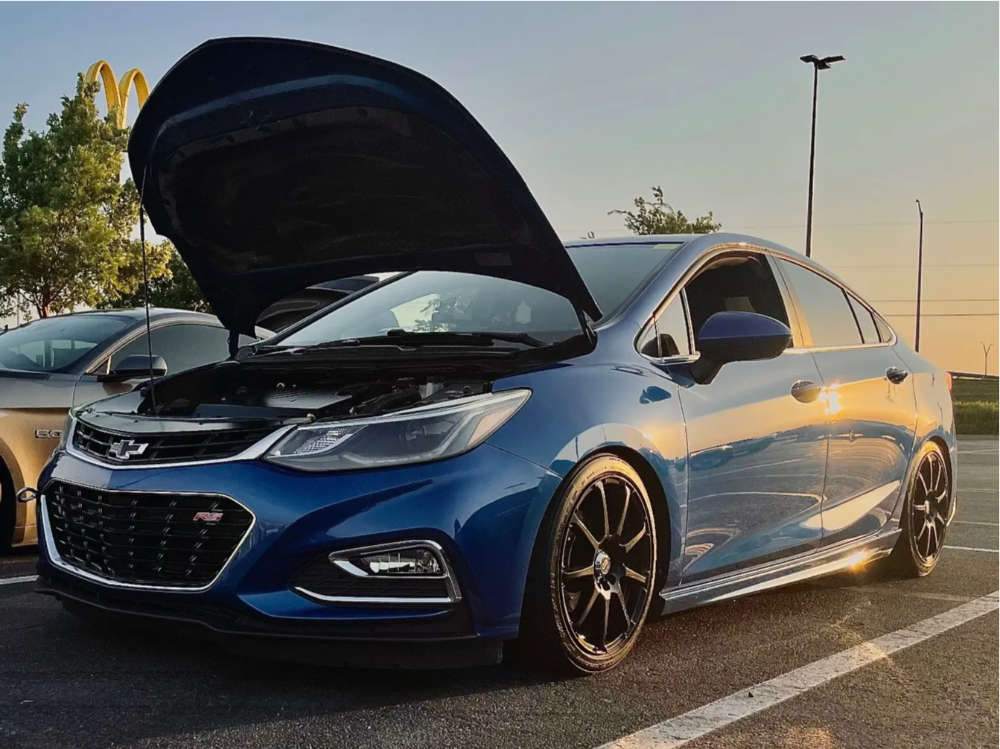 2018 Chevrolet Cruze with 17x8 38 Enkei Edr9 and 225/45R17 Michelin ...