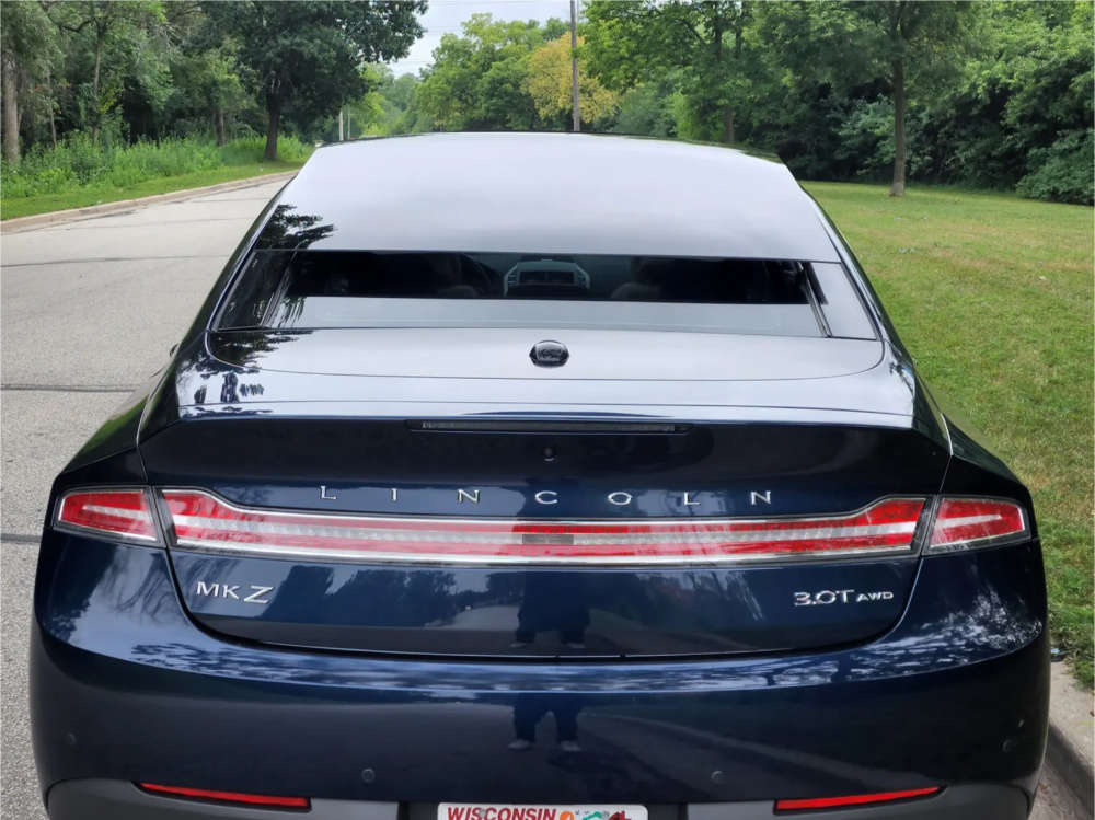 2017 Lincoln MKZ with 18x8.5 40 Option Lab R716 and 235/50R18 ...