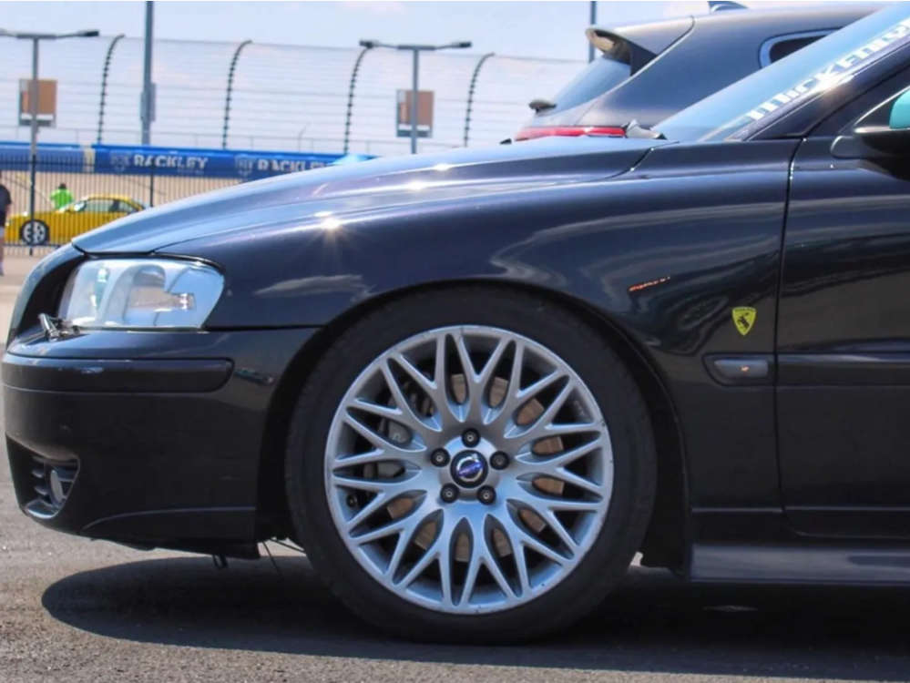 2005 Volvo S60 with 18x8 49 BBS Eudora and 235/45R18 Continental ...