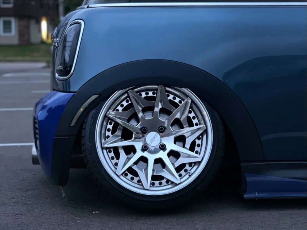 2010 Mini Cooper with 17x9.5 5 Rotiform Forged Cvt and 205/40R17 Toyo ...
