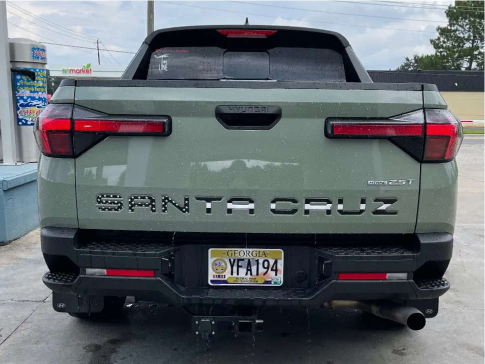 2022 Hyundai Santa Cruz with 18x8 35 Gear Off-Road Sector-c and 265 ...