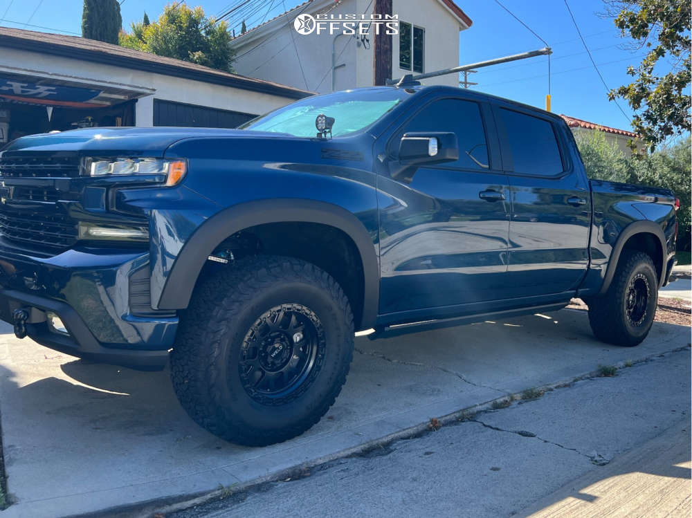 2020 Chevrolet Silverado 1500 with 17x9 -5 Weld Off-Road Cinch and 35/ ...