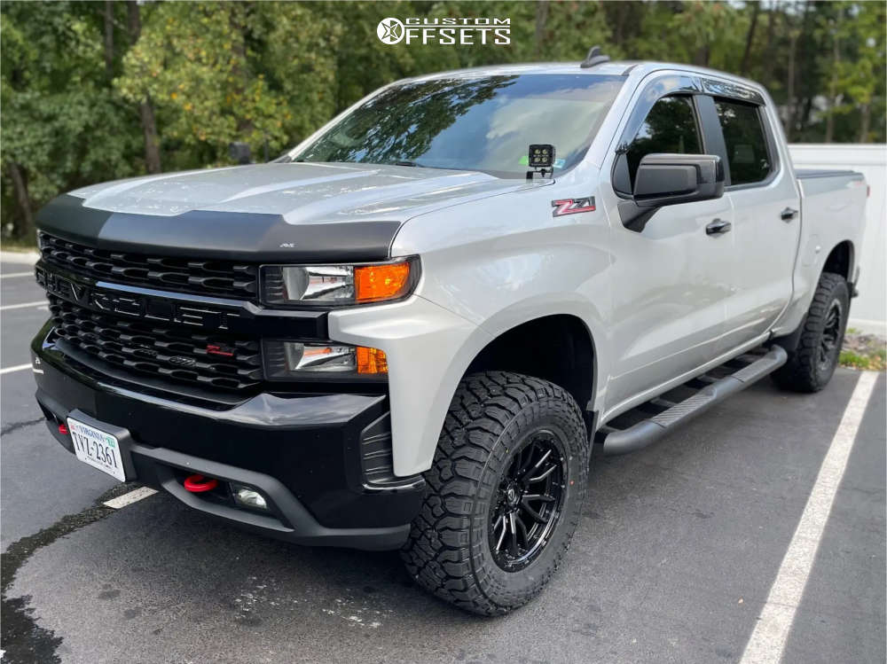 2020 Chevrolet Silverado 1500 with 18x9 -12 Fuel Rebel and 33/12.5R18 ...