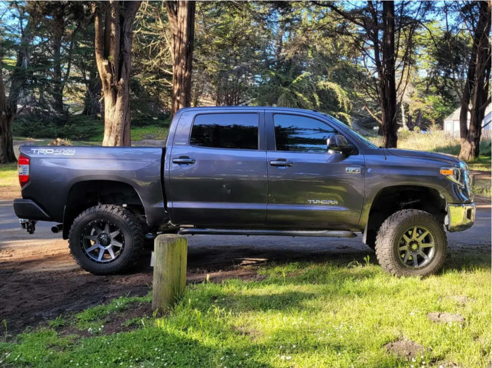 2018 Toyota Tundra with 20x9 16 Icon Alloys Rebound and 35/12.5R20 ...