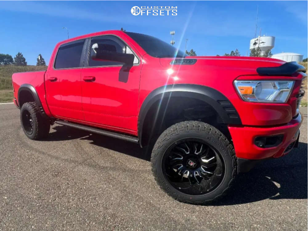 2021 Ram 1500 with 22x12 -44 XD Xd858 and 35/12.5R22 Predator New ...