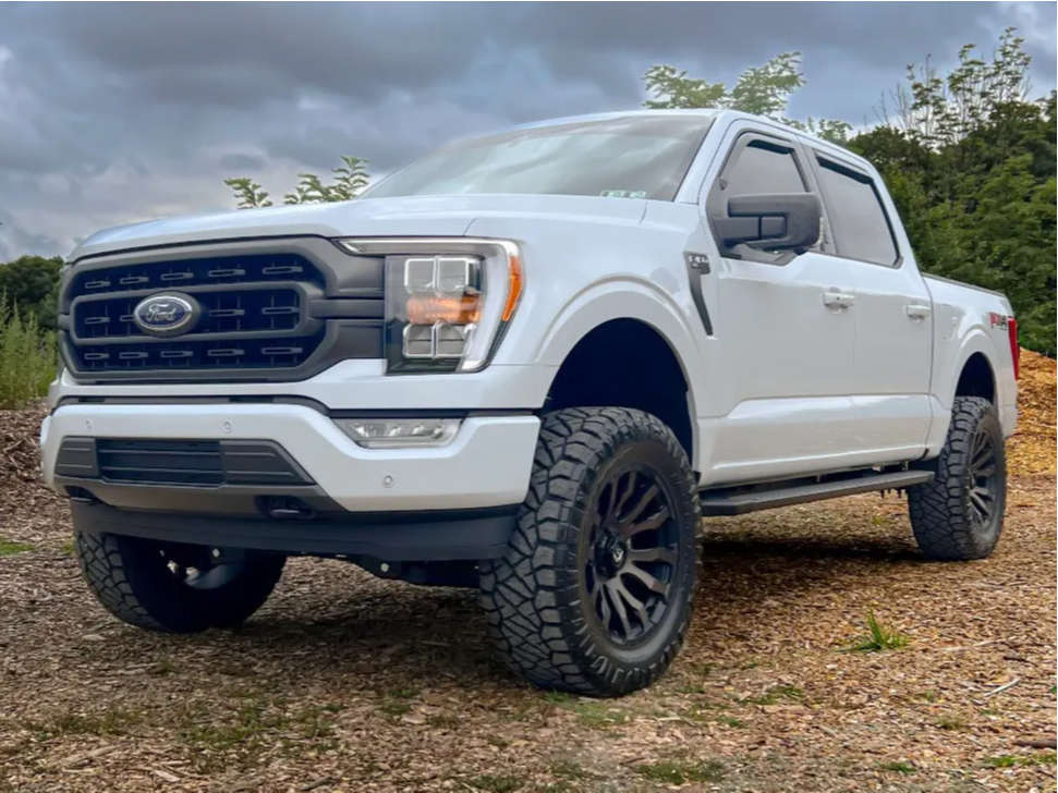 2022 Ford F-150 with 20x9 1 Fuel Blitz and 35/12.5R20 Nitto Ridge ...