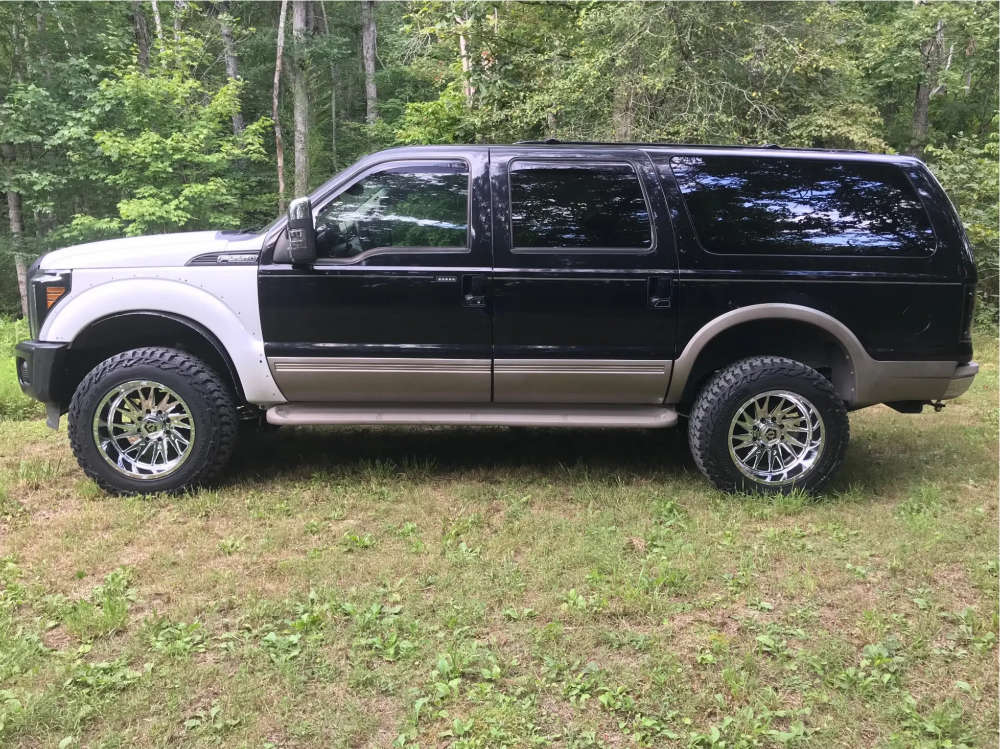 2000 Ford Excursion with 20x12 -44 TIS 547C and 35/12.5R20 Mickey ...