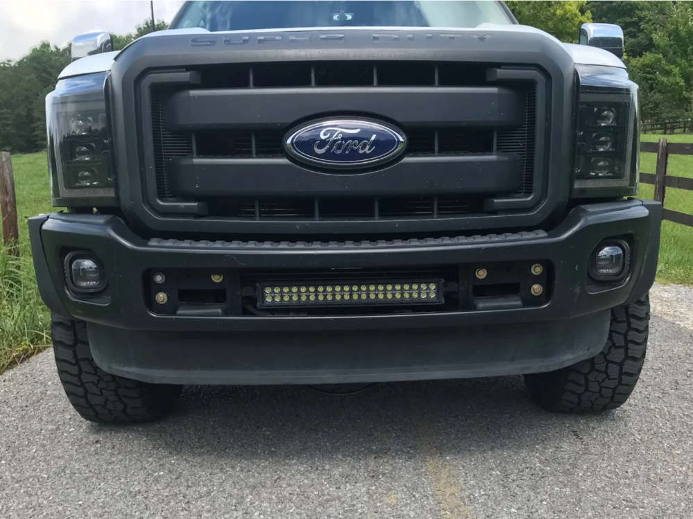 2000 Ford Excursion with 20x12 -44 TIS 547C and 35/12.5R20 Mickey ...