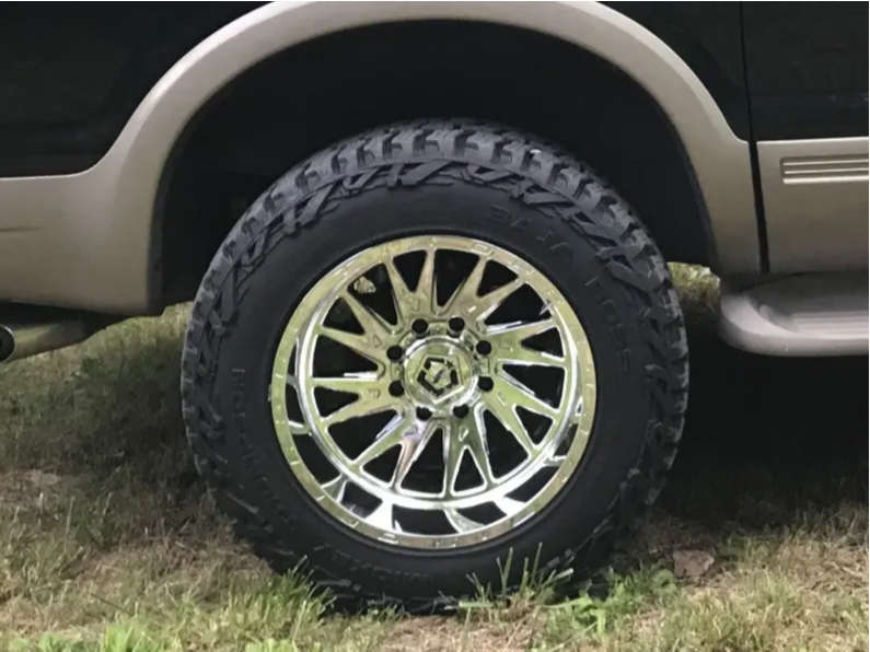 2000 Ford Excursion with 20x12 -44 TIS 547C and 35/12.5R20 Mickey ...